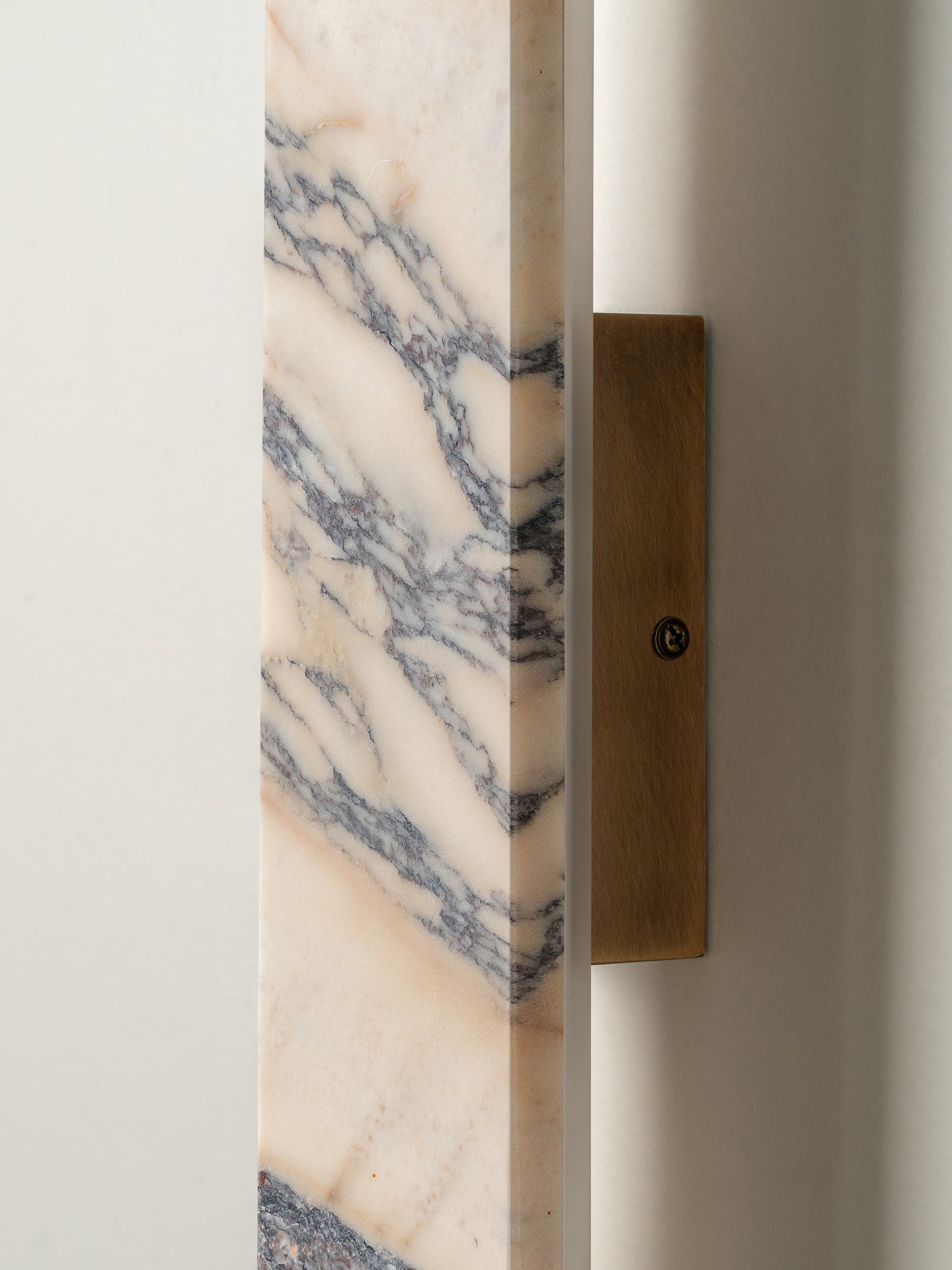 Canti - Calacatta Viola marble and aged brass rectangular wall light